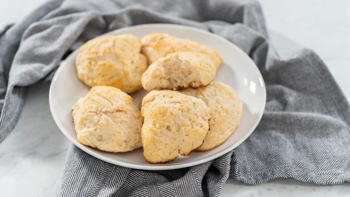 Easy 3 Ingredient Scone Biscuits - Colleen Christensen Nutrition